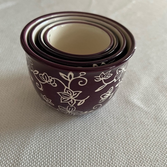 unbranded | Kitchen | Floral Eggplant And Cream Color Ceramic Measuring ...